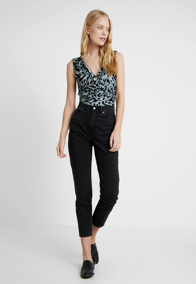 Camisetas y tops | Comprar entre el catálgo de mujer de Zalando